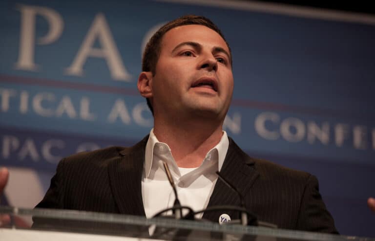 Ryan Sorba – Caravan to Midnight